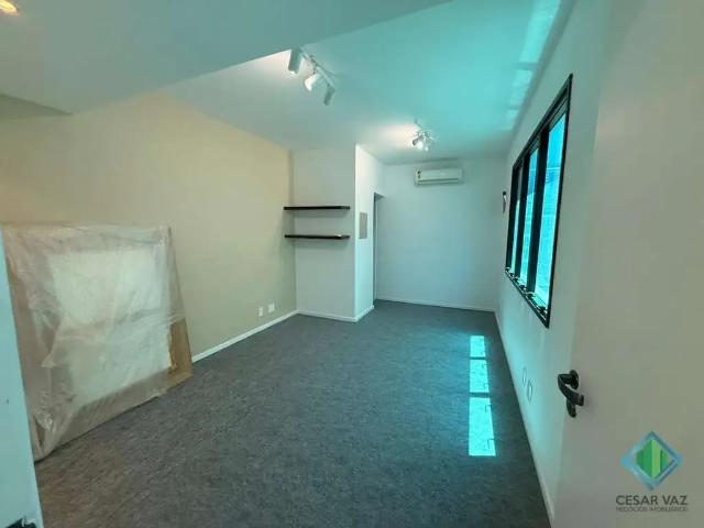 Conj. Comercial / Sala para Venda em Florianópolis/SC Centro