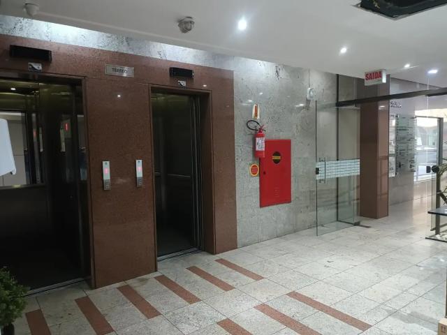 Conj. Comercial / Sala para Venda em Florianópolis/SC Centro