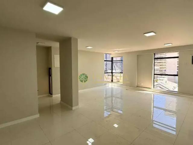 Conj. Comercial / Sala para Venda em Florianópolis/SC Centro