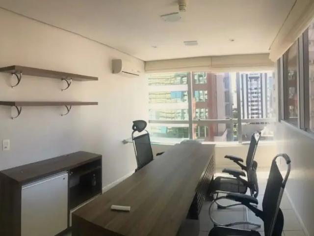 Conj. Comercial / Sala para Venda em Florianópolis/SC Centro