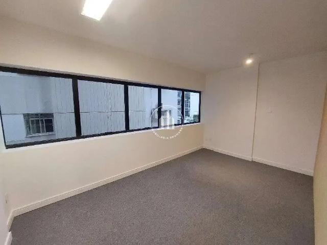 Conj. Comercial / Sala para Venda em Florianópolis/SC Centro