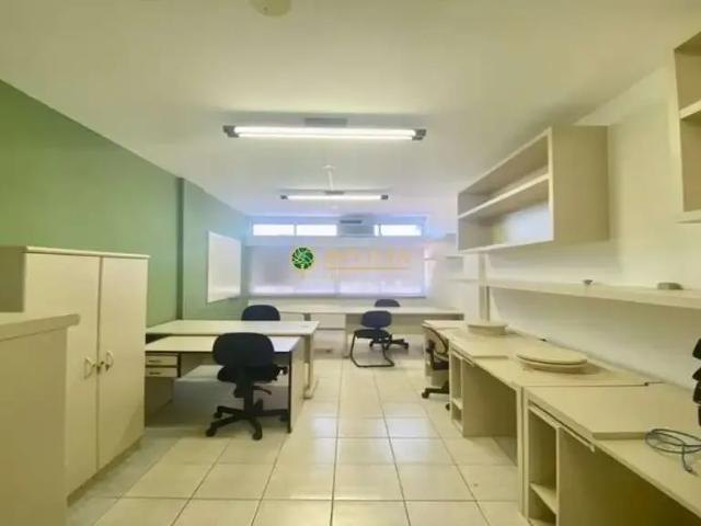 Conj. Comercial / Sala para Venda em Florianópolis/SC Centro