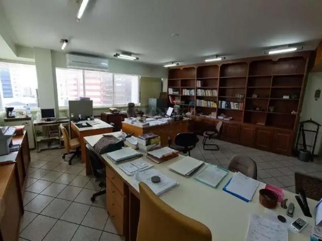 Conj. Comercial / Sala para Venda em Florianópolis/SC Centro 1 Quartos