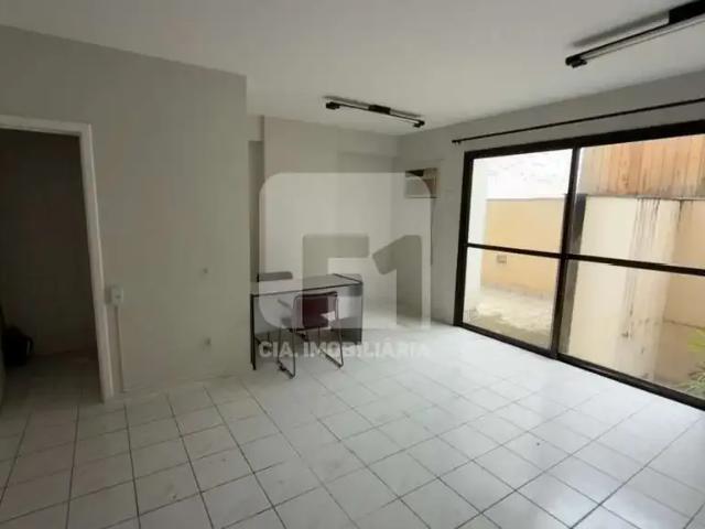 Conj. Comercial / Sala para Venda em Florianópolis/SC Centro