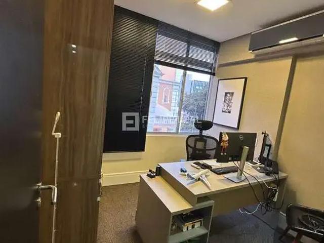 Conj. Comercial / Sala para Venda em Florianópolis/SC Centro