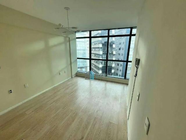 Conj. Comercial / Sala para Venda em Florianópolis/SC Centro