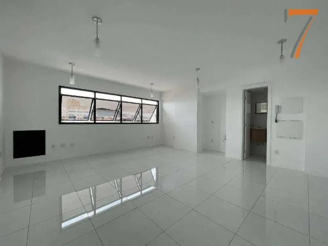 Conj. Comercial / Sala para Venda em Florianópolis/SC Coqueiros