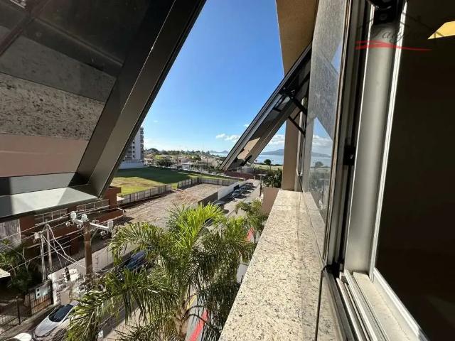 Conj. Comercial / Sala para Venda em Florianópolis/SC Estreito