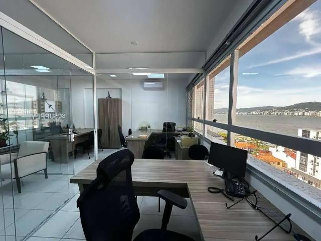 Conj. Comercial / Sala para Venda em Florianópolis/SC Estreito