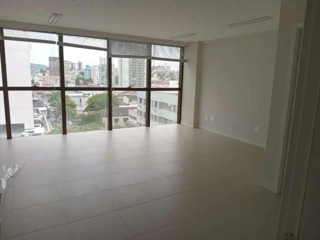 Conj. Comercial / Sala para Venda em Florianópolis/SC Estreito