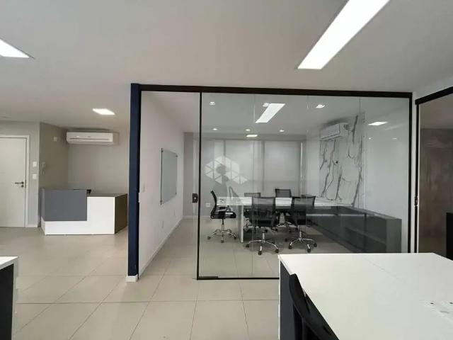 Conj. Comercial / Sala para Venda em Florianópolis/SC Estreito
