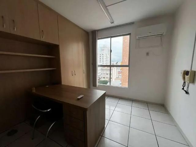 Conj. Comercial / Sala para Venda em Florianópolis/SC Estreito