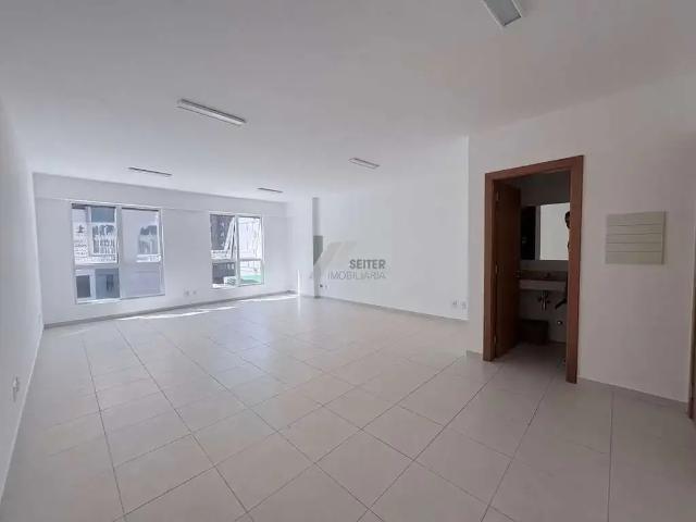 Conj. Comercial / Sala para Venda em Florianópolis/SC Itacorubi