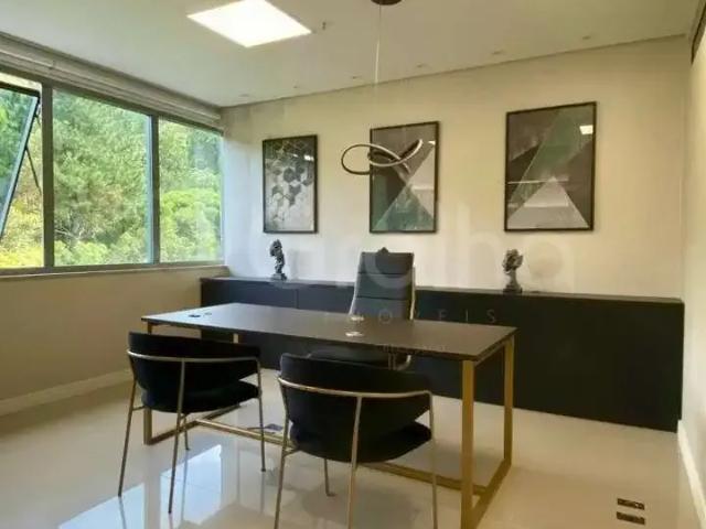 Conj. Comercial / Sala para Venda em Florianópolis/SC Saco Grande