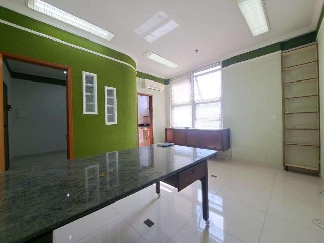 Conj. Comercial / Sala para Venda em Indaiatuba/SP Centro