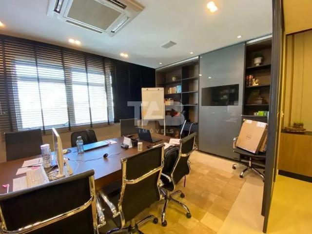 Conj. Comercial / Sala para Venda em Itajaí/SC Centro