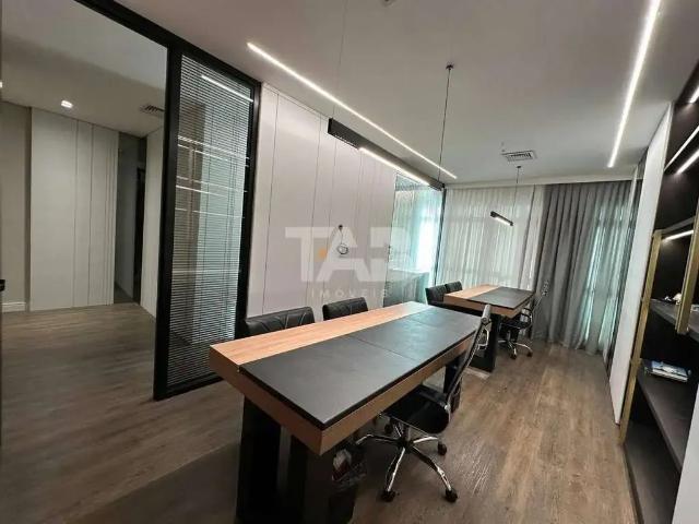 Conj. Comercial / Sala para Venda em Itajaí/SC Centro