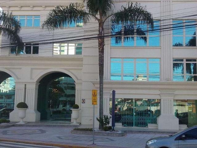 Conj. Comercial / Sala para Venda em Itajaí/SC Centro