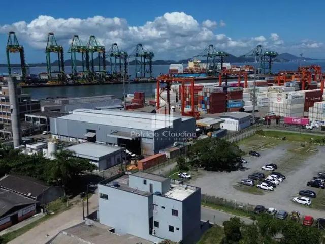 Conj. Comercial / Sala para Venda em Itapoá/SC Figueira do Pontal 4 Quartos