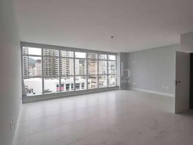 Conj. Comercial / Sala para Venda em Itapema/SC Meia Praia