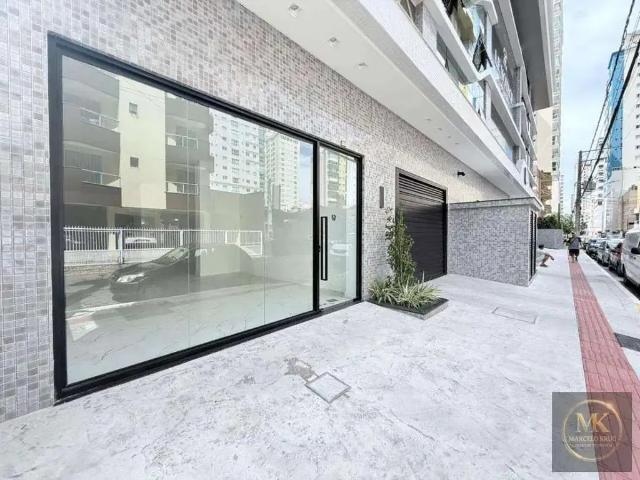 Conj. Comercial / Sala para Venda em Itapema/SC Meia Praia