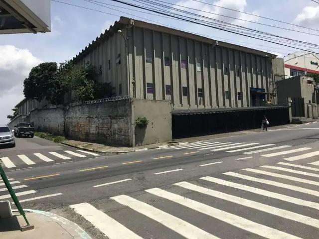 Conj. Comercial / Sala para Venda em Itaquaquecetuba/SP Vila Virgínia