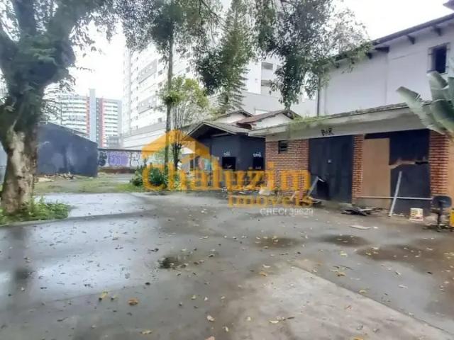 Conj. Comercial / Sala para Venda em Joinville/SC Centro 4 Quartos