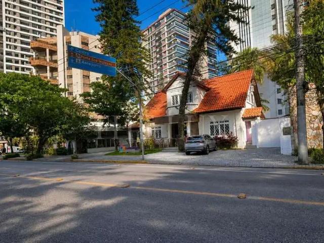 Conj. Comercial / Sala para Venda em Joinville/SC América