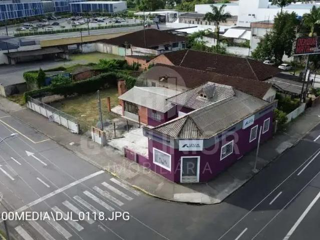 Conj. Comercial / Sala para Venda em Joinville/SC Bucarein