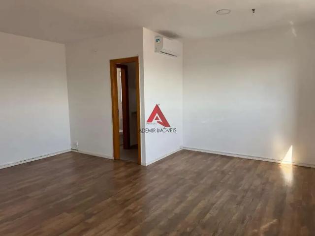 Conj. Comercial / Sala para Venda em Jacareí/SP Centro