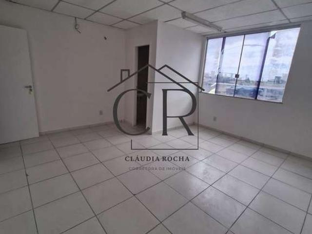 Conj. Comercial / Sala para Venda em Lauro de Freitas/BA Pitangueiras