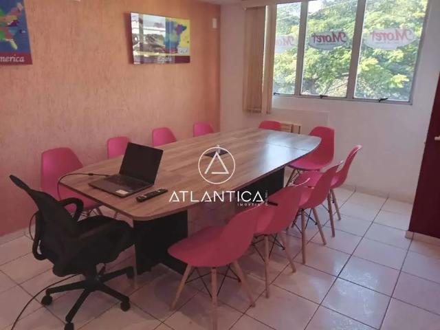 Conj. Comercial / Sala para Venda em Macaé/RJ Centro
