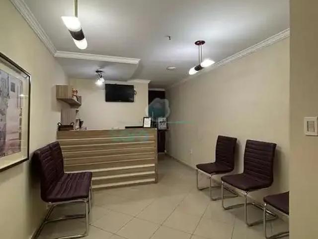 Conj. Comercial / Sala para Venda em Macaé/RJ Centro