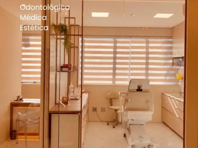 Conj. Comercial / Sala para Venda em Maringá/PR Zona 04