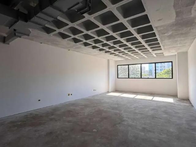 Conj. Comercial / Sala para Venda em Maringá/PR Zona Armazém