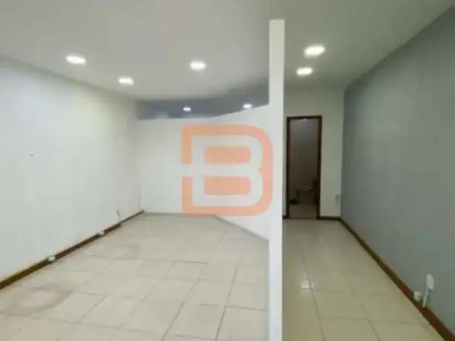 Conj. Comercial / Sala para Venda em Maricá/RJ Centro