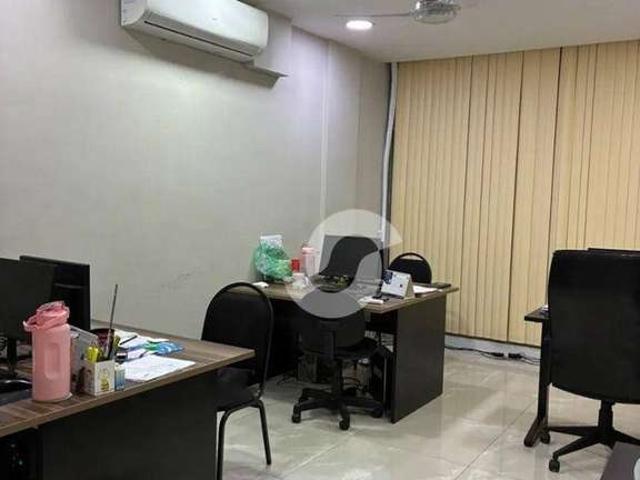 Conj. Comercial / Sala para Venda em Niterói/RJ Centro