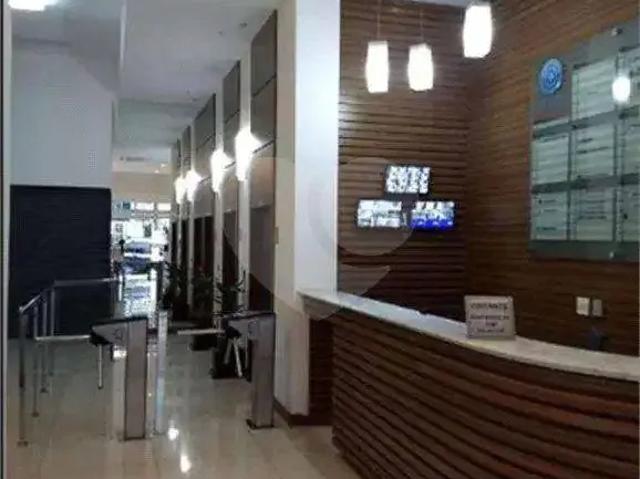 Conj. Comercial / Sala para Venda em Niterói/RJ Centro
