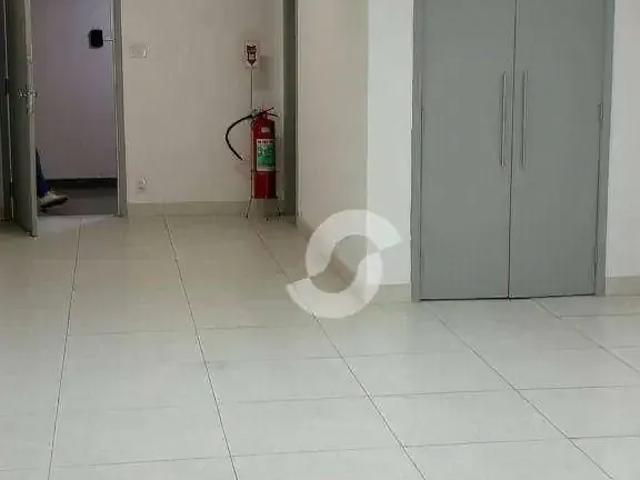 Conj. Comercial / Sala para Venda em Niterói/RJ Centro