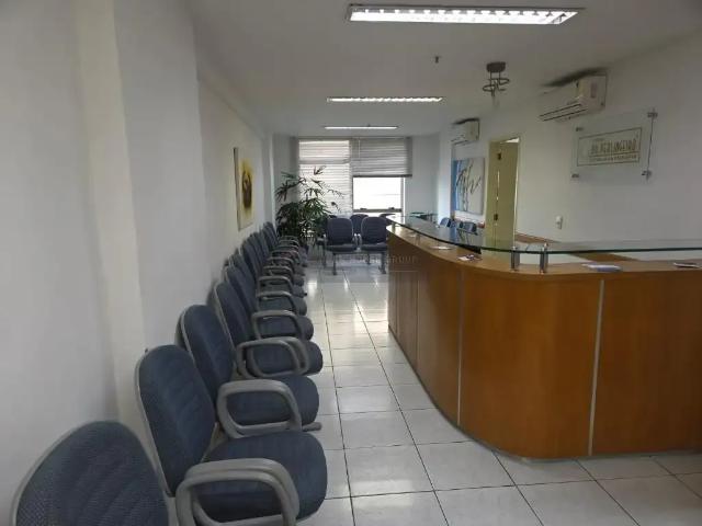 Conj. Comercial / Sala para Venda em Niterói/RJ Centro