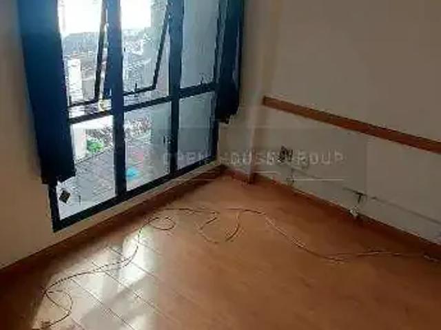 Conj. Comercial / Sala para Venda em Niterói/RJ Centro