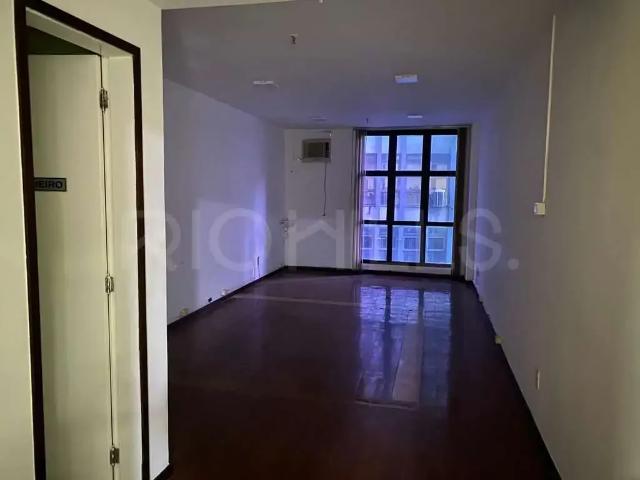 Conj. Comercial / Sala para Venda em Niterói/RJ Centro