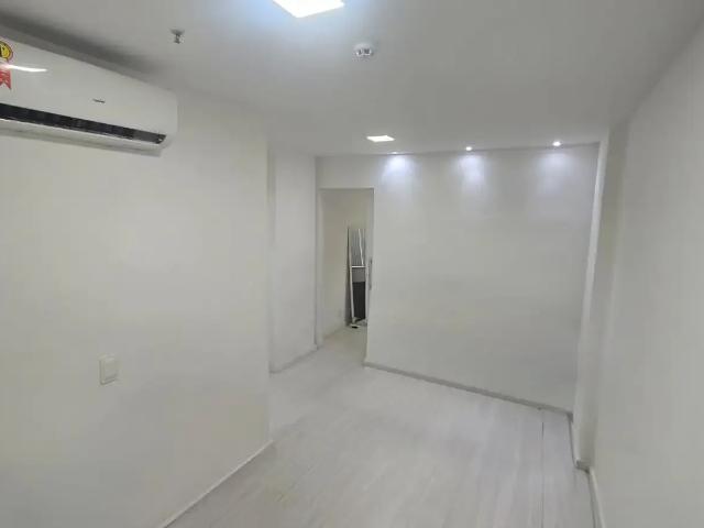 Conj. Comercial / Sala para Venda em Niterói/RJ Centro