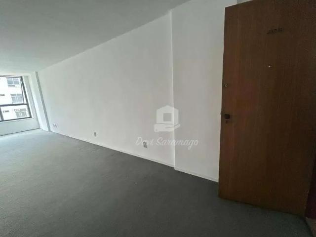 Conj. Comercial / Sala para Venda em Niterói/RJ Centro