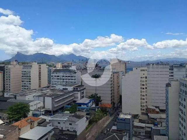 Conj. Comercial / Sala para Venda em Niterói/RJ Centro