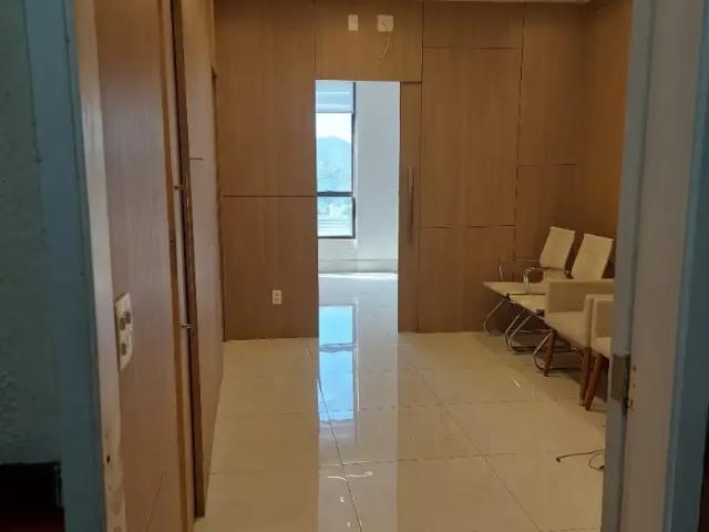 Conj. Comercial / Sala para Venda em Niterói/RJ Centro