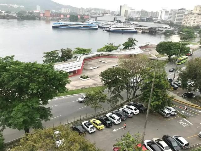 Conj. Comercial / Sala para Venda em Niterói/RJ Centro