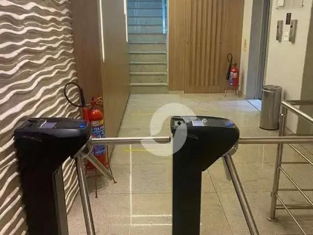 Conj. Comercial / Sala para Venda em Niterói/RJ Centro