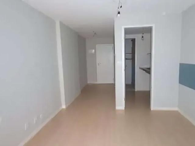 Conj. Comercial / Sala para Venda em Niterói/RJ Centro