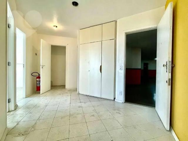 Conj. Comercial / Sala para Venda em Niterói/RJ Centro